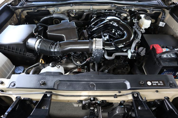2016 Toyota Tacoma SR5 V6 | Victory Motors of Colorado