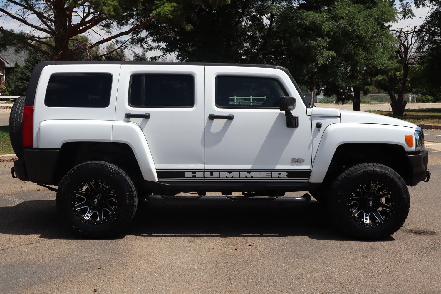 2007 HUMMER H3 Luxury | Victory Motors of Colorado