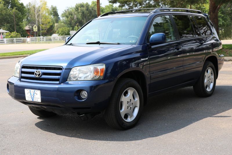 2005 Toyota Highlander Photos