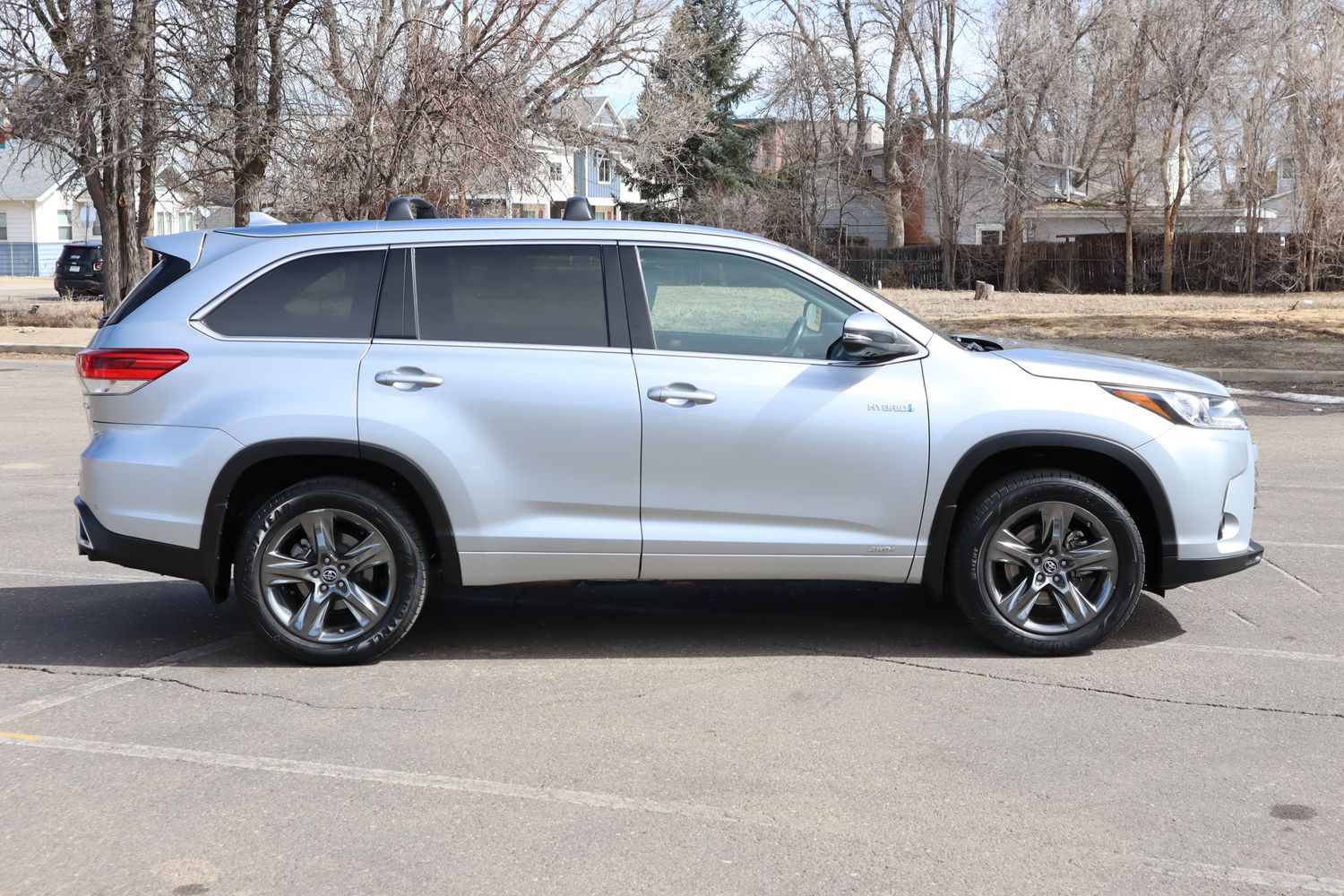 2017 Toyota Highlander Hybrid Limited | Victory Motors of Colorado