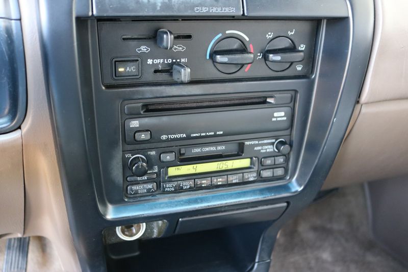 1998 Toyota 4Runner Photos