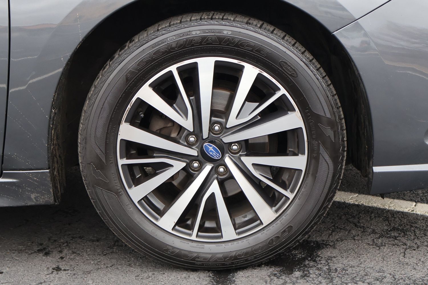 2018 Subaru Legacy 2.5i Premium | Victory Motors of Colorado