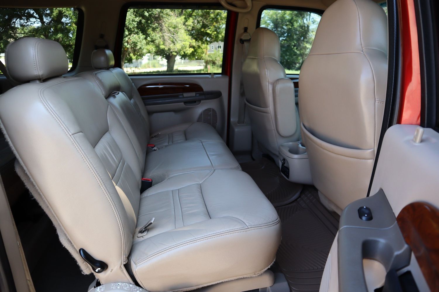 2001 Ford Excursion Limited | Victory Motors of Colorado