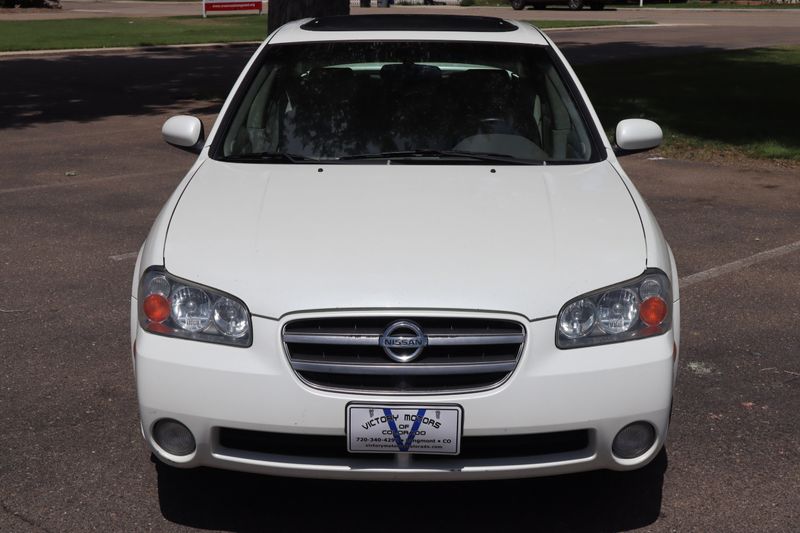 2002 Nissan Maxima Photos