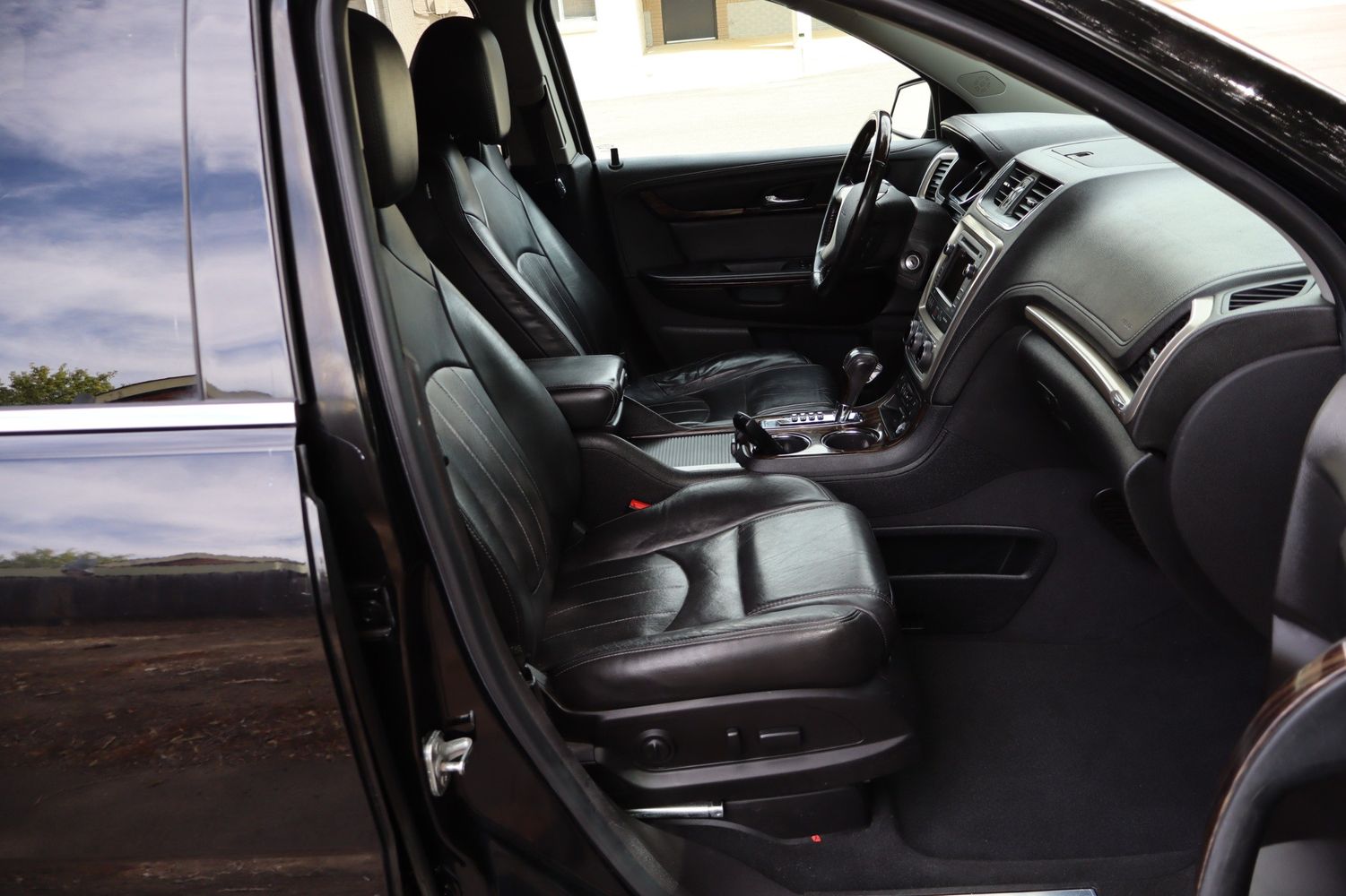2016 GMC Acadia Denali | Victory Motors of Colorado