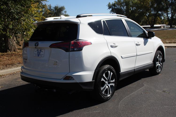 2017 Toyota RAV4 LE | Victory Motors of Colorado