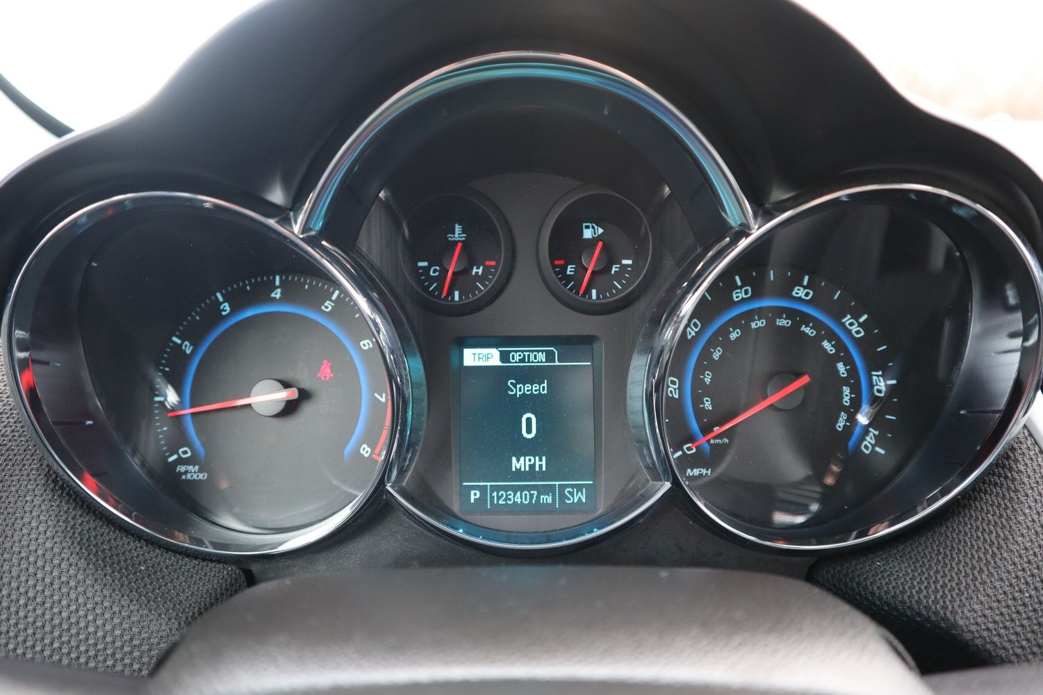 2016 Chevrolet Cruze Limited 2LT Auto | Victory Motors of Colorado