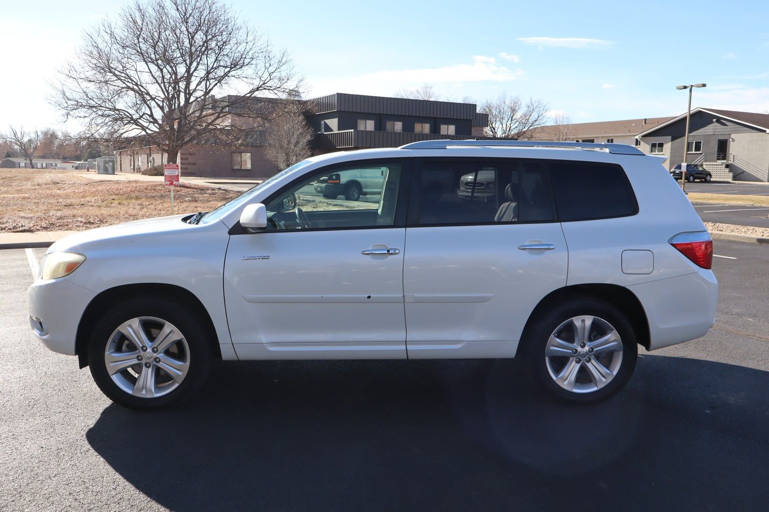 2008 Toyota Highlander Limited | Victory Motors of Colorado