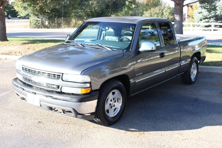 2002 Chevrolet Silverado 1500 LS | Victory Motors of Colorado