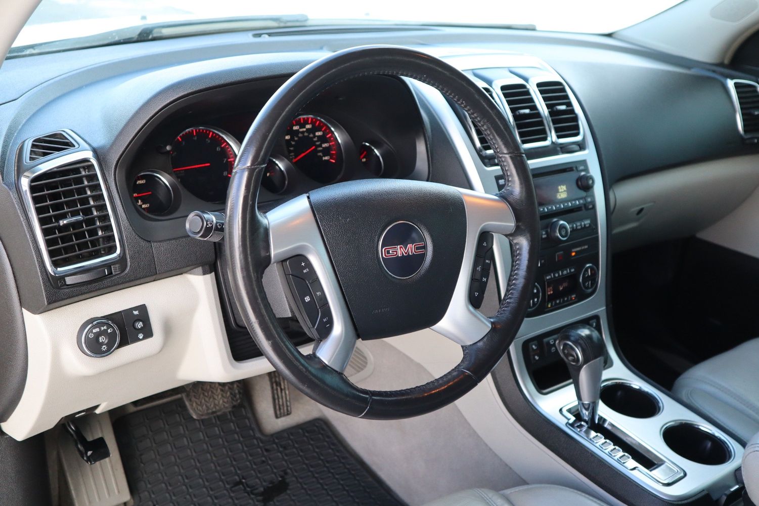 2008 GMC Acadia SLT-2 | Victory Motors of Colorado