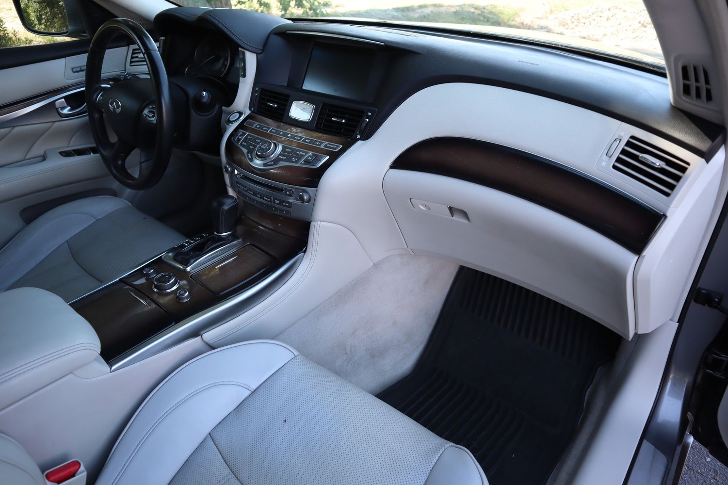 2012 INFINITI M37 x | Victory Motors of Colorado