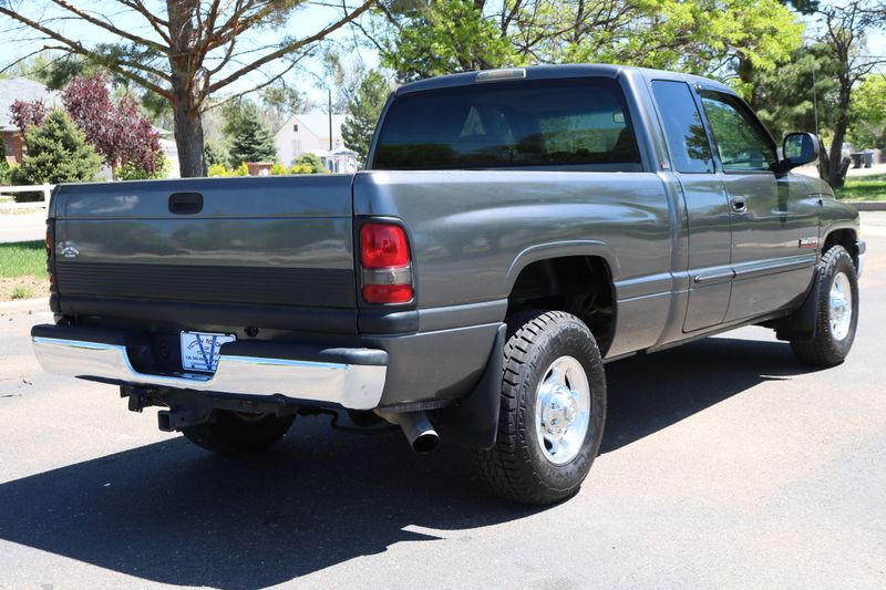 2002 Dodge Ram 2500 Photos