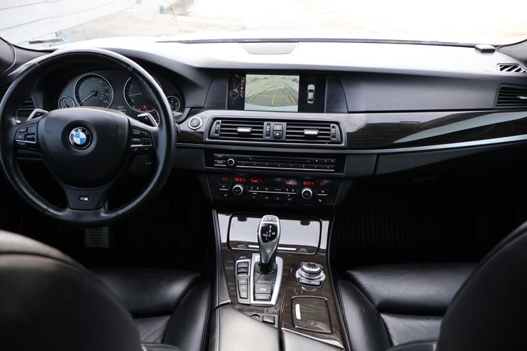 2013 BMW 5 Series 550i xDrive | Victory Motors of Colorado
