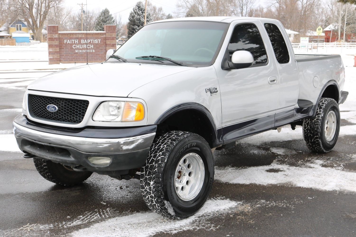 2001 Ford F-150 XLT | Victory Motors of Colorado
