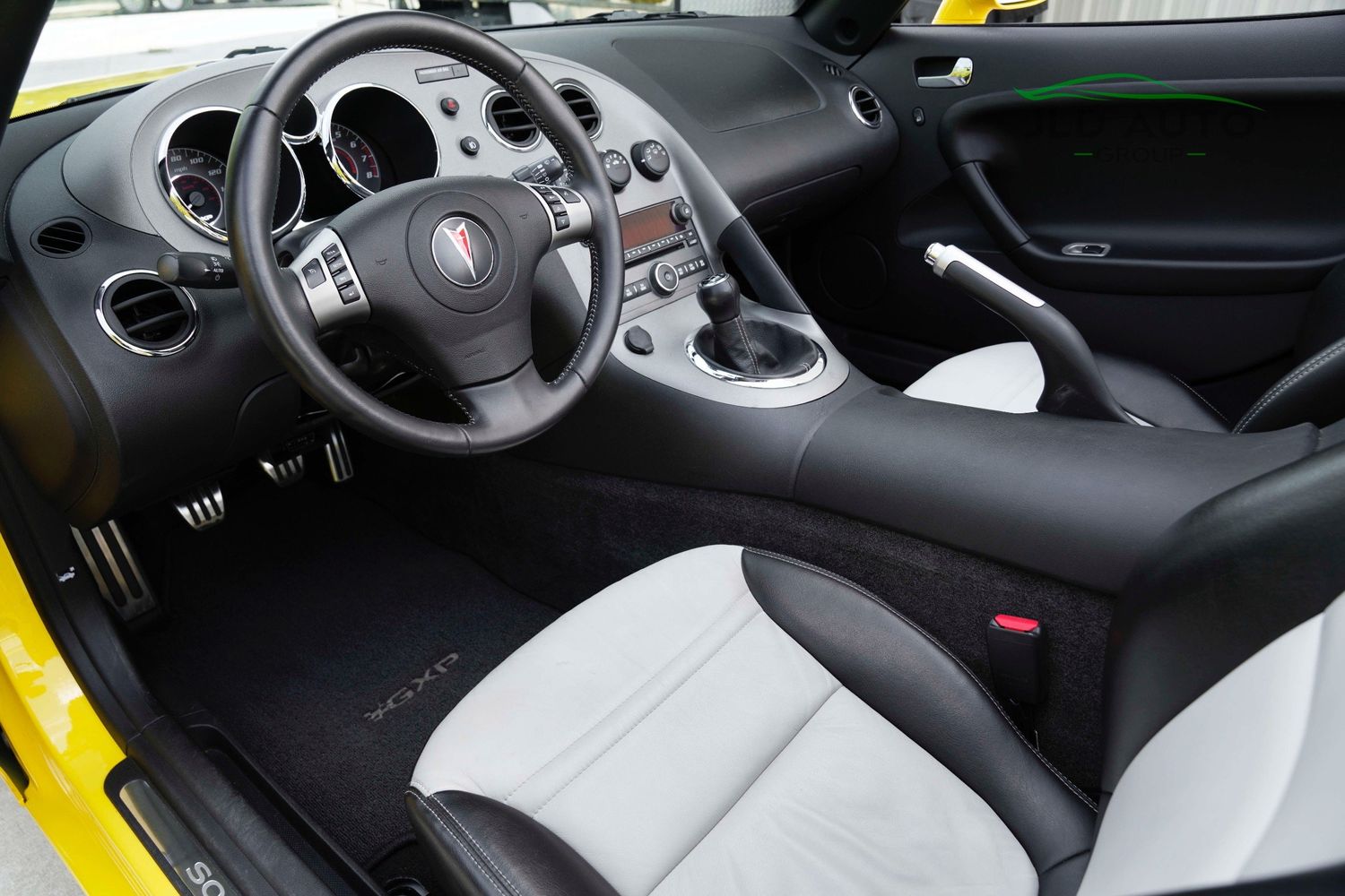 Pontiac Solstice Interior