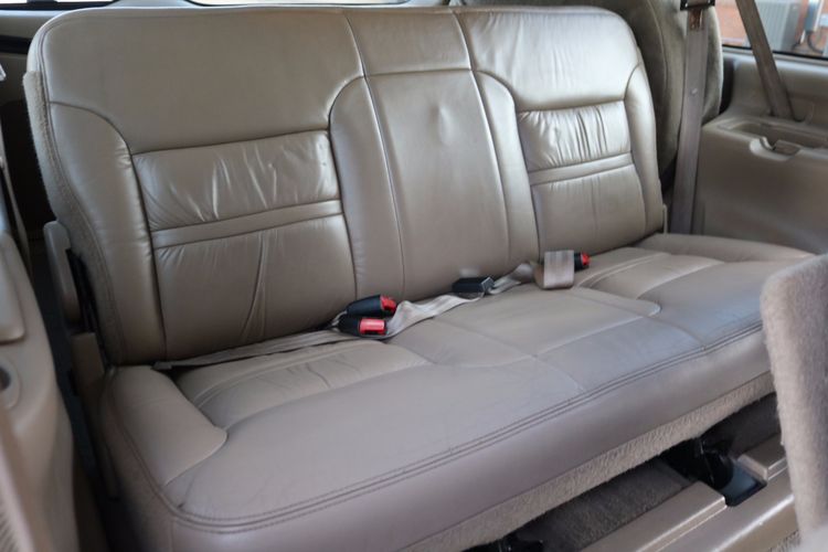 2000 Ford Excursion Limited | Victory Motors of Colorado