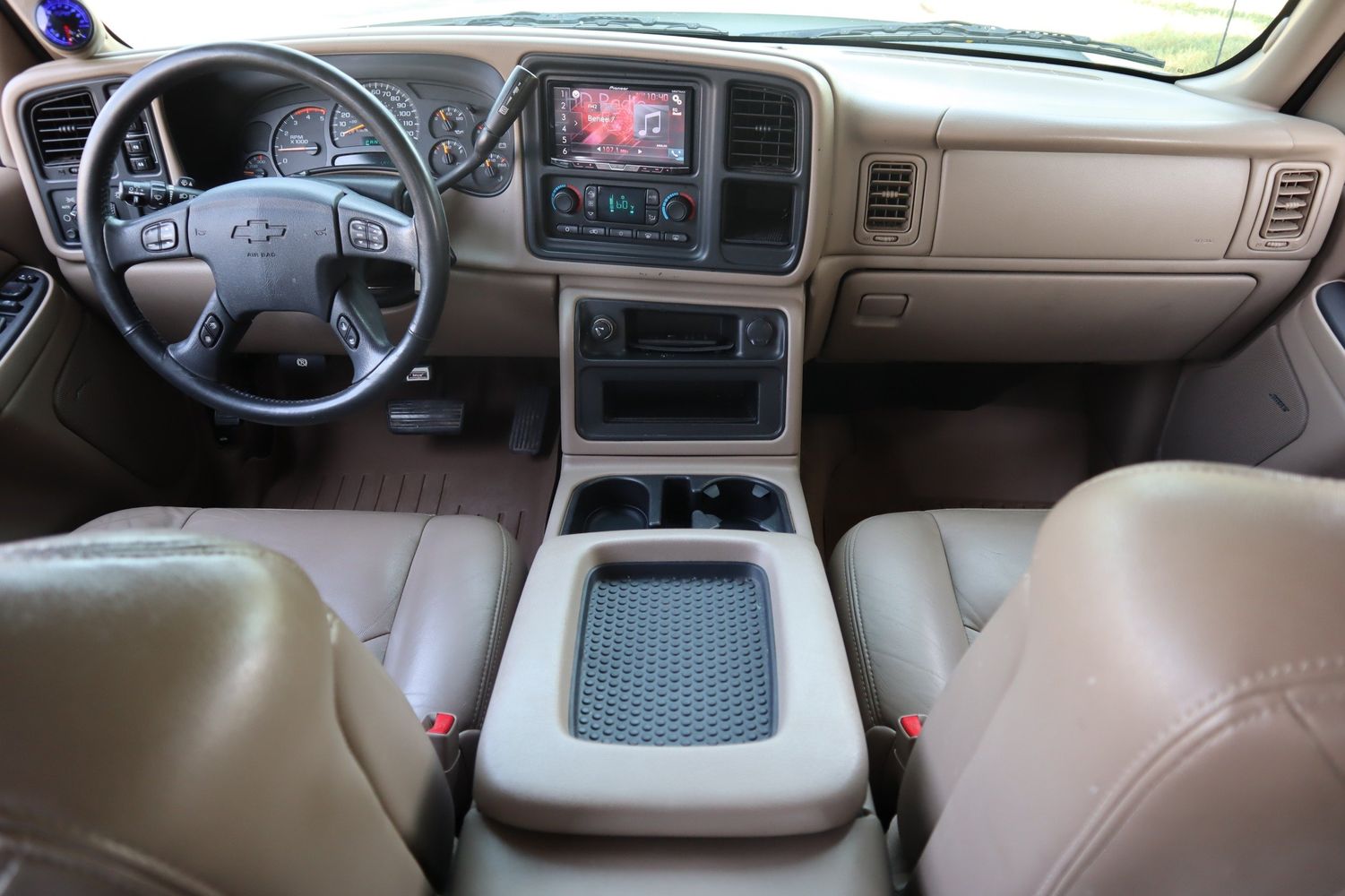 2005 Chevrolet Silverado 2500HD LT | Victory Motors of Colorado