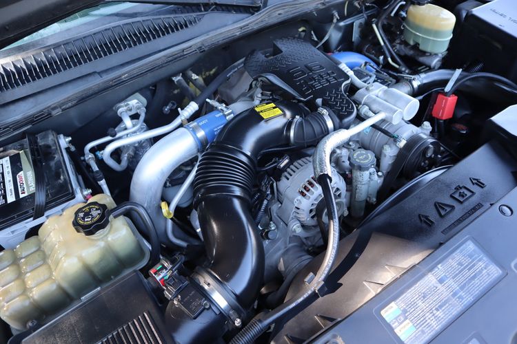 2002 Chevrolet Silverado 2500HD LS | Victory Motors of Colorado