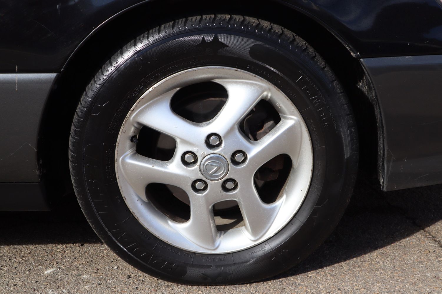 2000 Lexus ES 300 Base | Victory Motors of Colorado