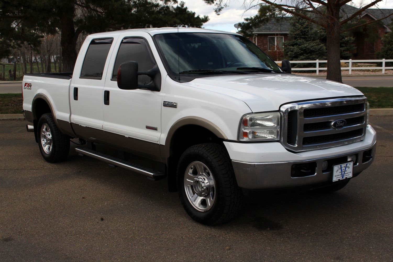 2006 Ford F-250 Super Duty Lariat | Victory Motors of Colorado