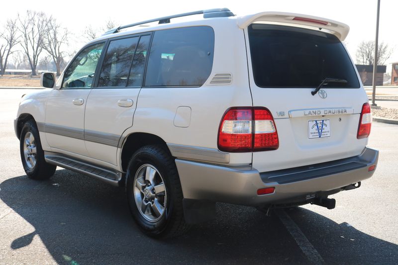 2007 Toyota Land Cruiser Photos