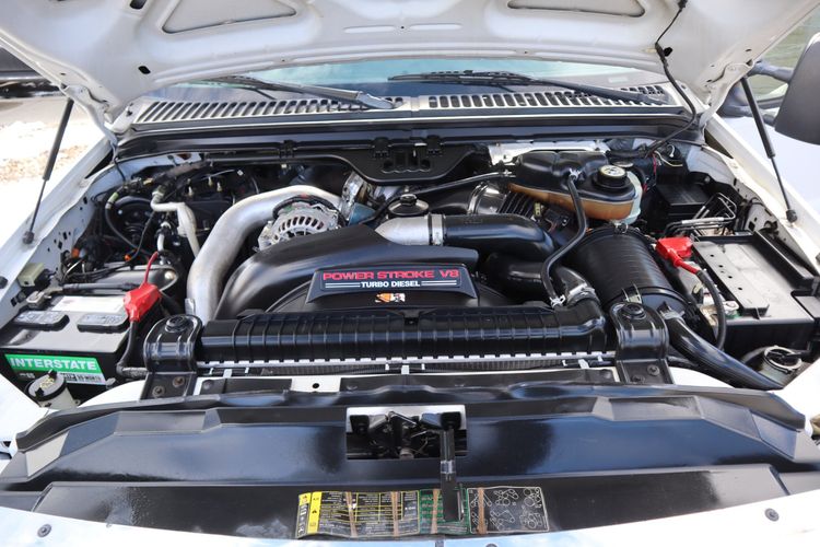 2005 Ford F-250 Super Duty XLT | Victory Motors of Colorado