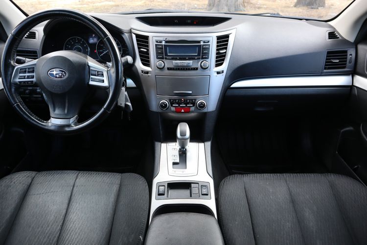 2012 Subaru Outback 2.5i Premium | Victory Motors of Colorado