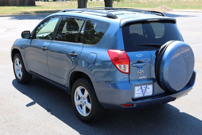 2007 Toyota RAV4 Photos