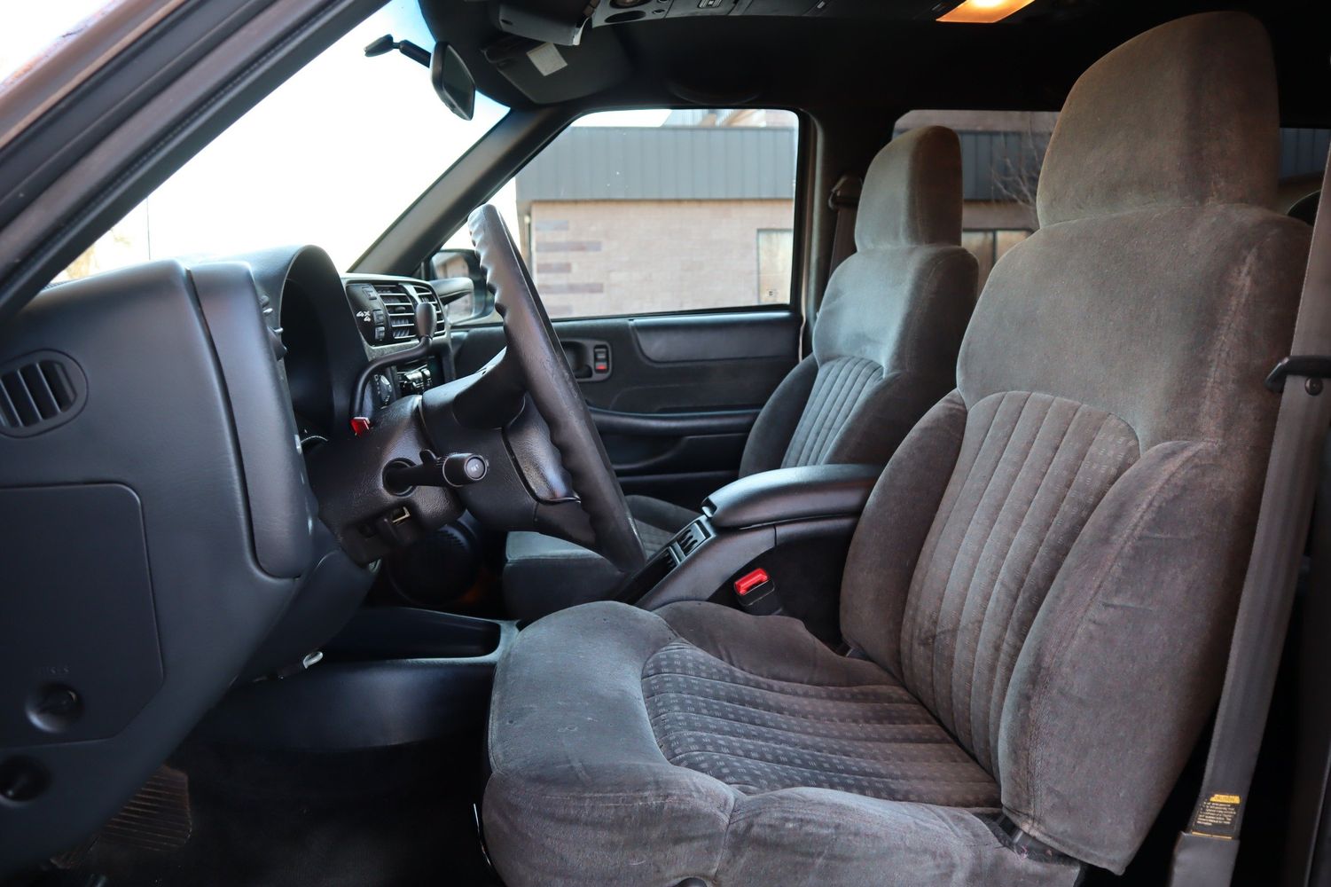 2000 Chevrolet Blazer LS | Victory Motors of Colorado