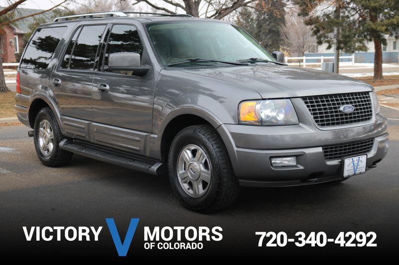 2005 Ford Expedition Photos