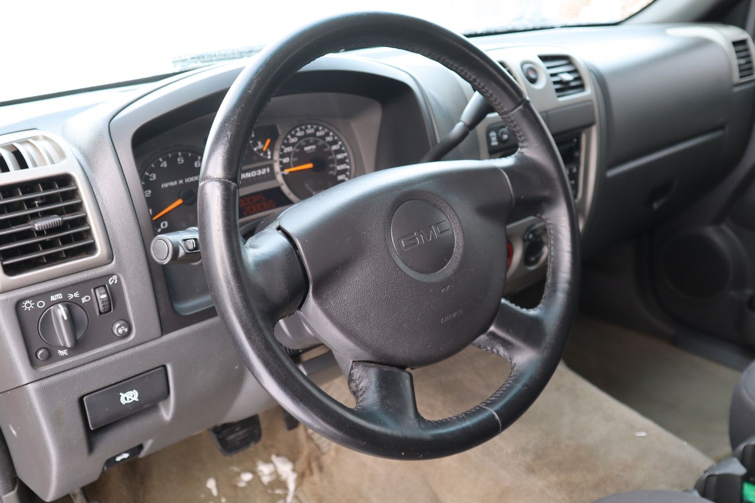 2004 GMC Canyon Z85 SLE Base | Victory Motors of Colorado