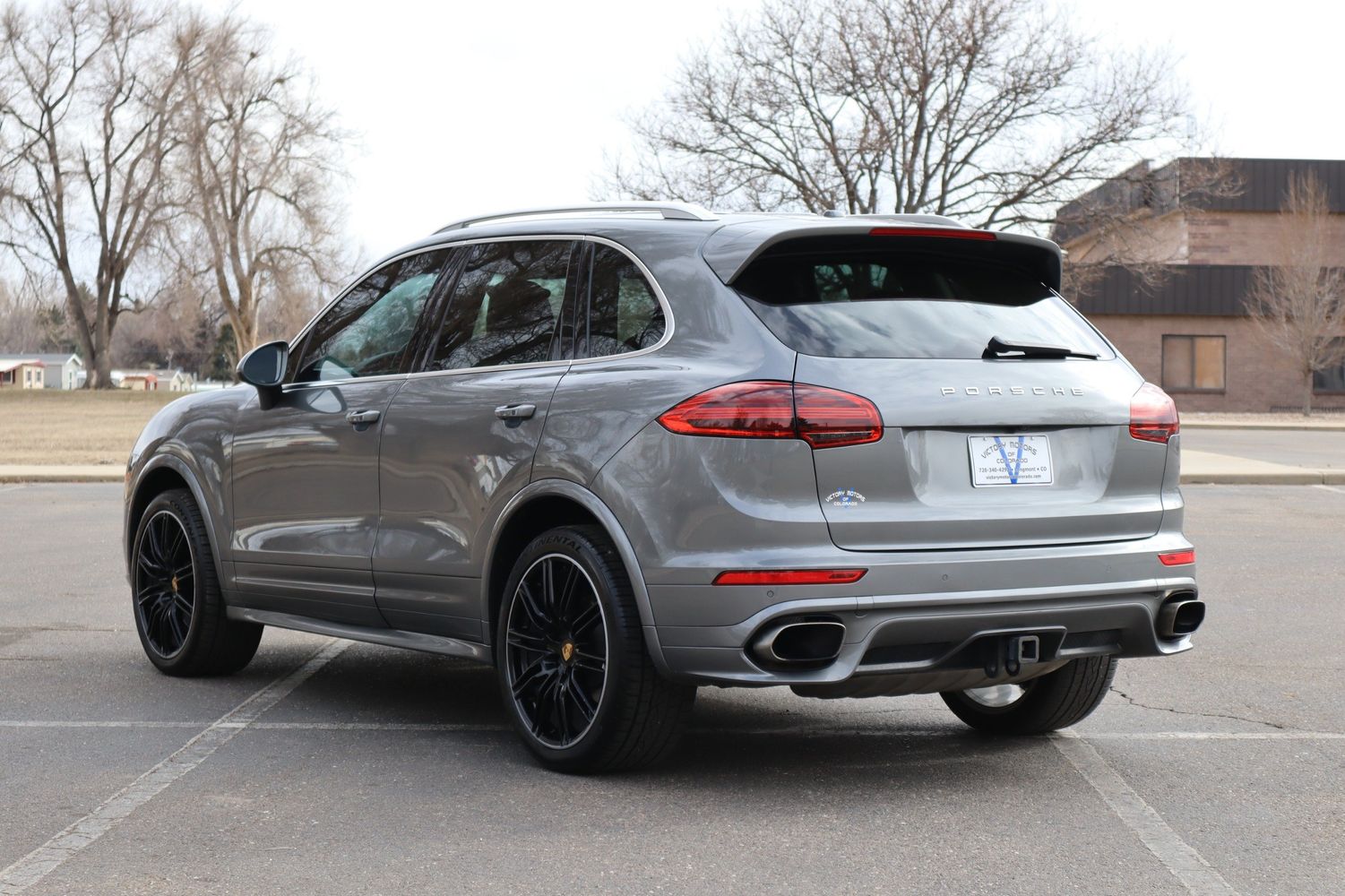 2016 Porsche Cayenne Base | Victory Motors of Colorado
