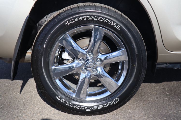 2007 Toyota RAV4 Limited | Victory Motors of Colorado