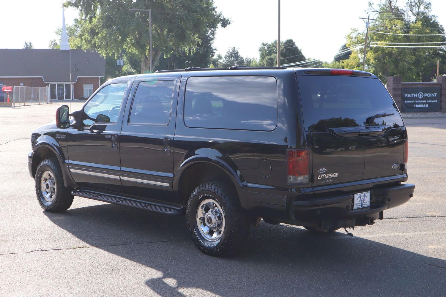 2005 Ford Excursion Limited | Victory Motors of Colorado