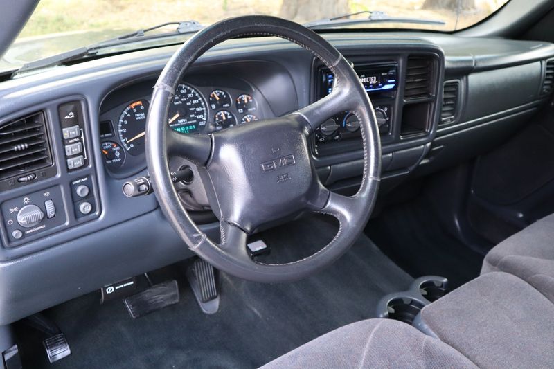 2001 GMC Sierra 3500 Photos