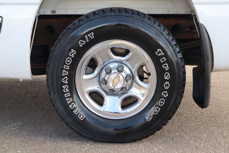 2001 Chevrolet Silverado 1500 LS | Victory Motors of Colorado
