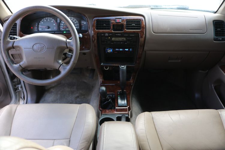 1999 Toyota 4Runner Limited | Victory Motors of Colorado