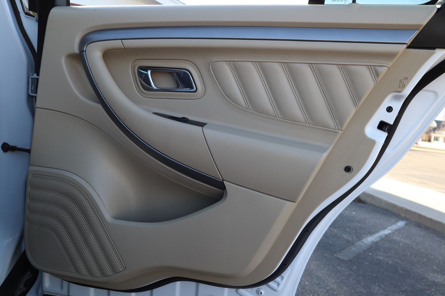 2015 Ford Taurus SE | Victory Motors of Colorado