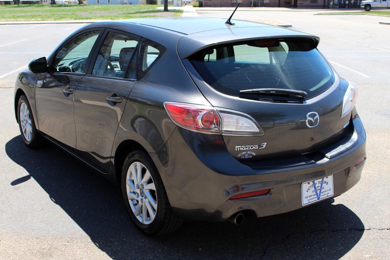 2013 Mazda Mazda3 Photos