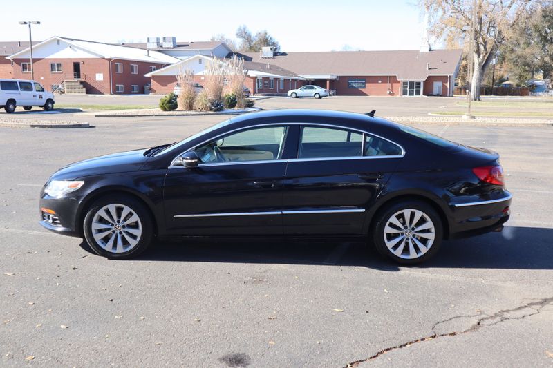 2009 Volkswagen CC Photos