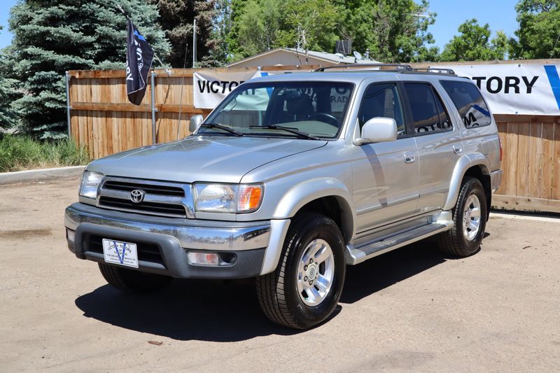 2000 Toyota 4Runner Photos