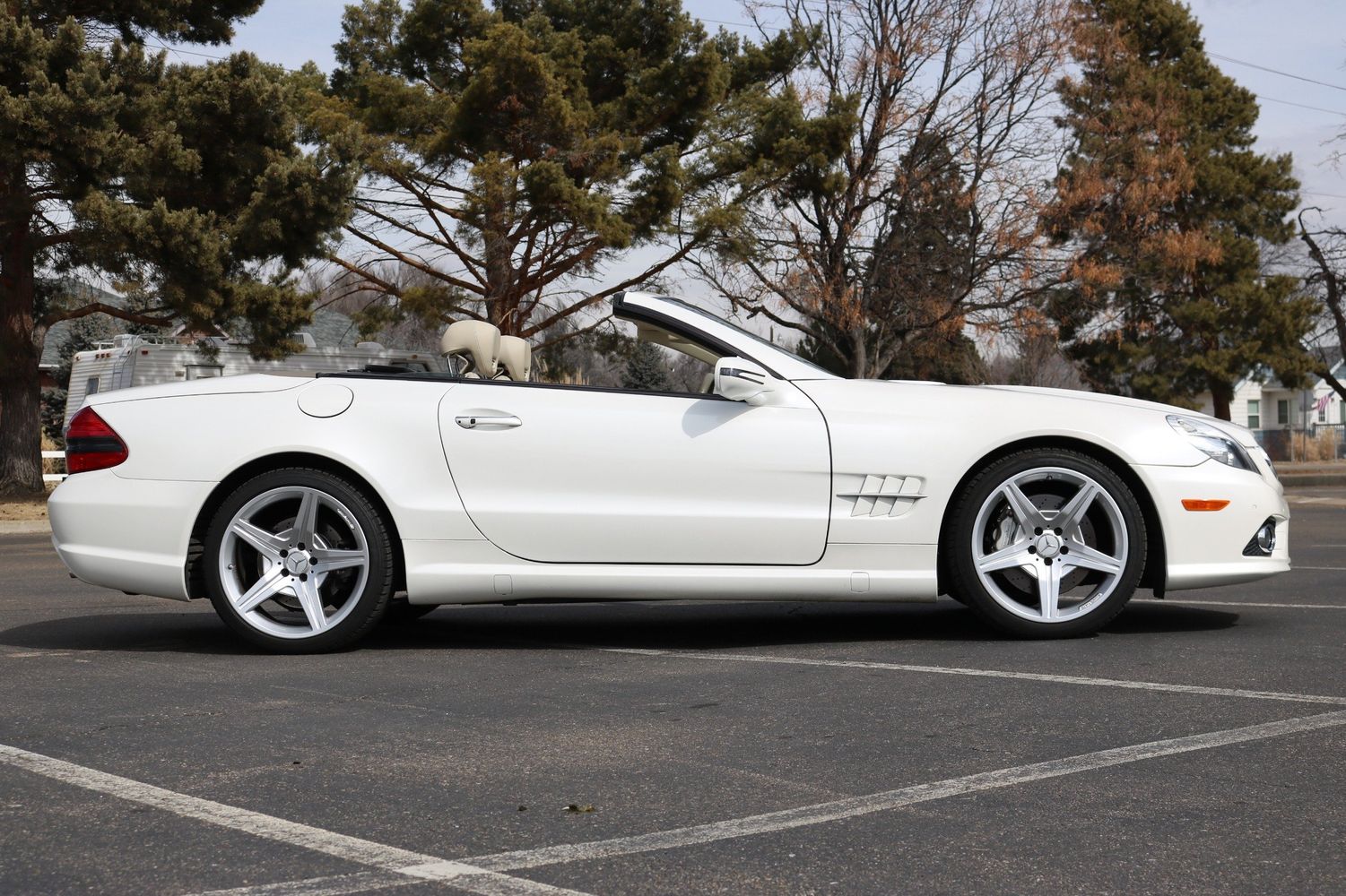 2009 Mercedes-Benz SL 550 Hardtop Convertible | Victory Motors of Colorado