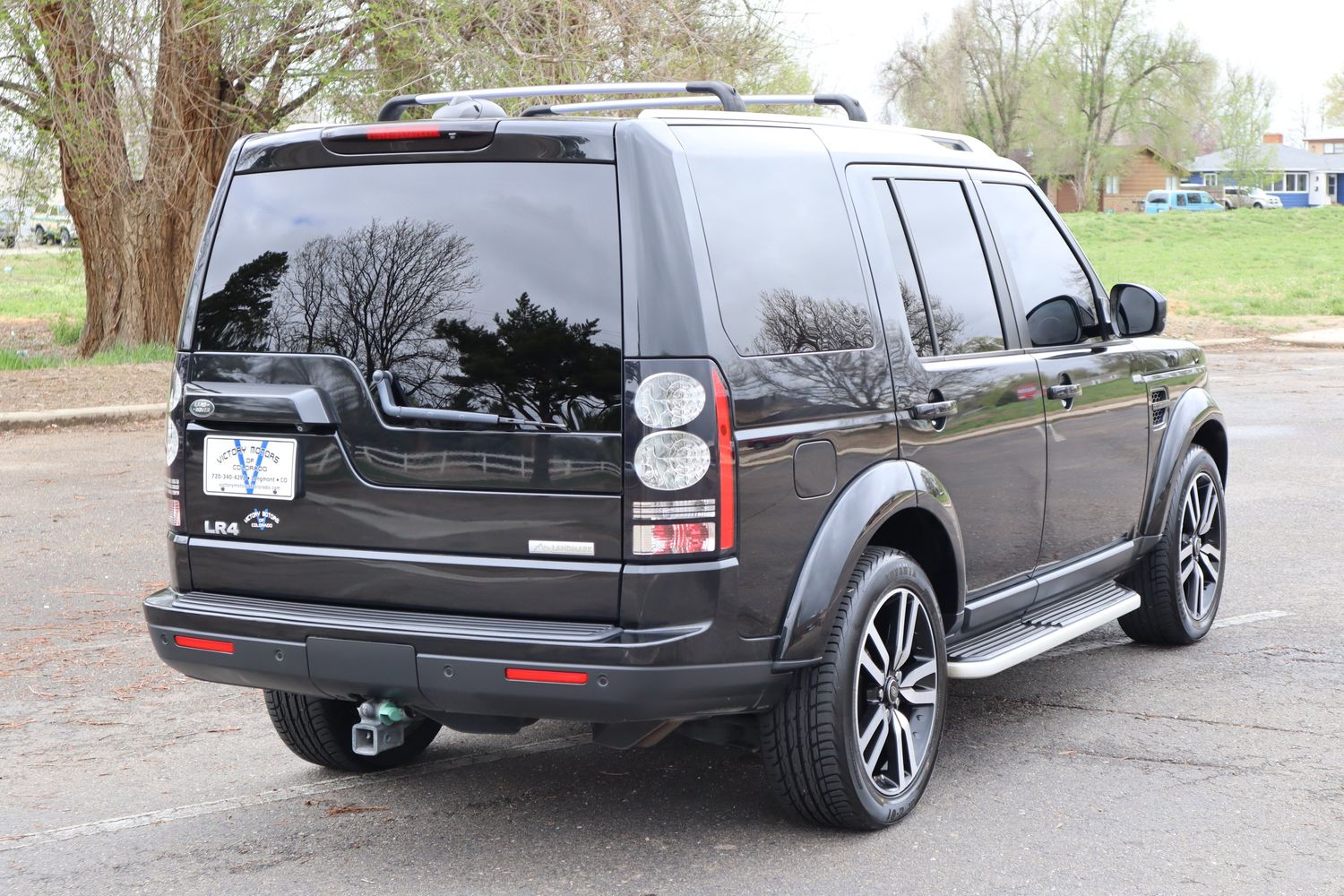 2016 Land Rover LR4 HSE LUX | Victory Motors of Colorado