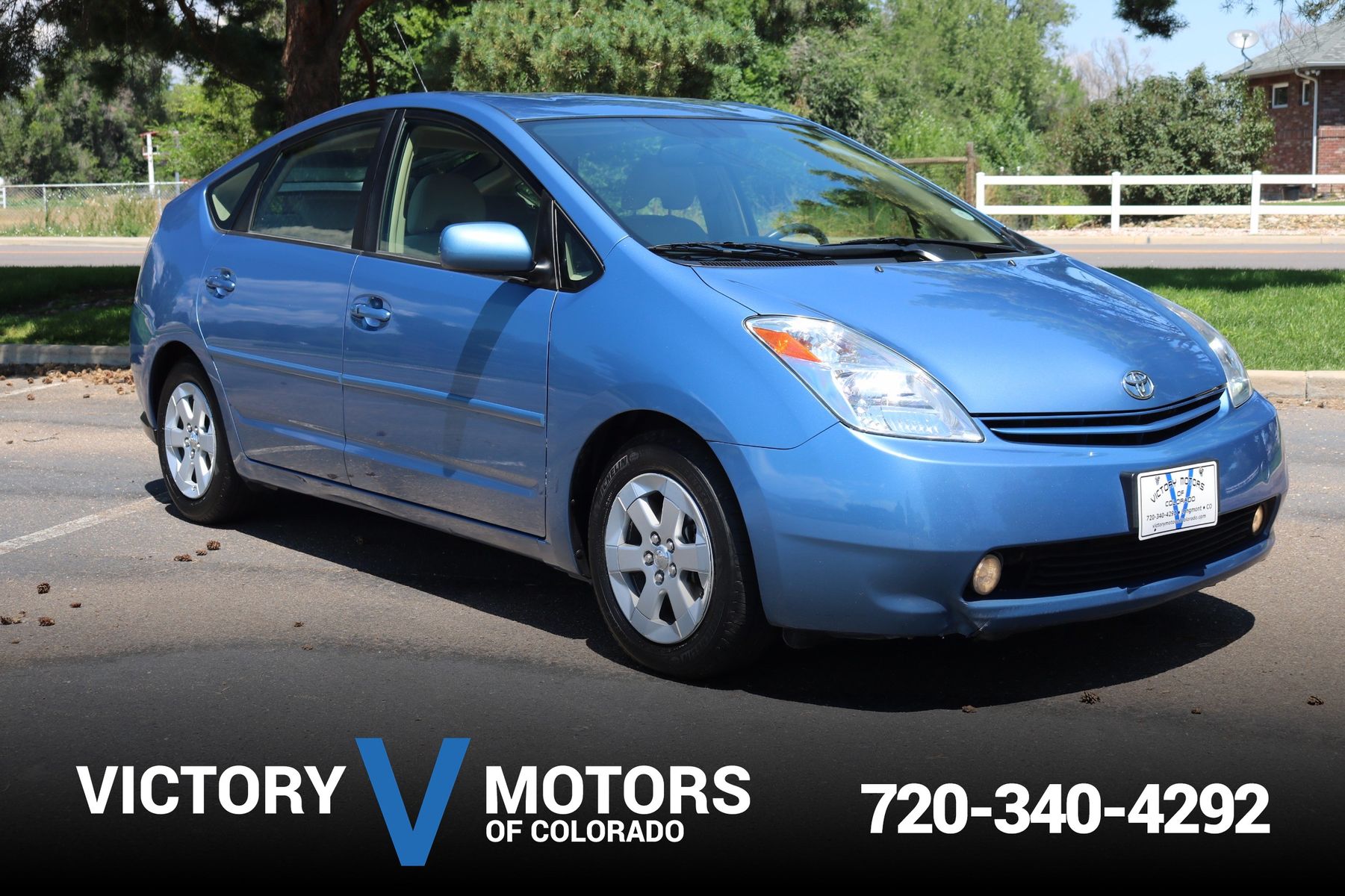 2005 Toyota Prius Hybrid | Victory Motors of Colorado