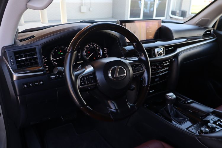 2021 Lexus LX 570 Three-Row | Victory Motors of Colorado
