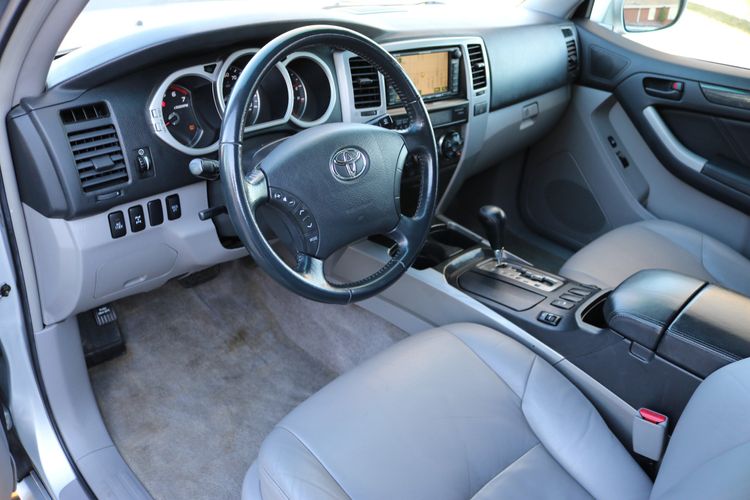 2005 Toyota 4Runner Limited | Victory Motors of Colorado