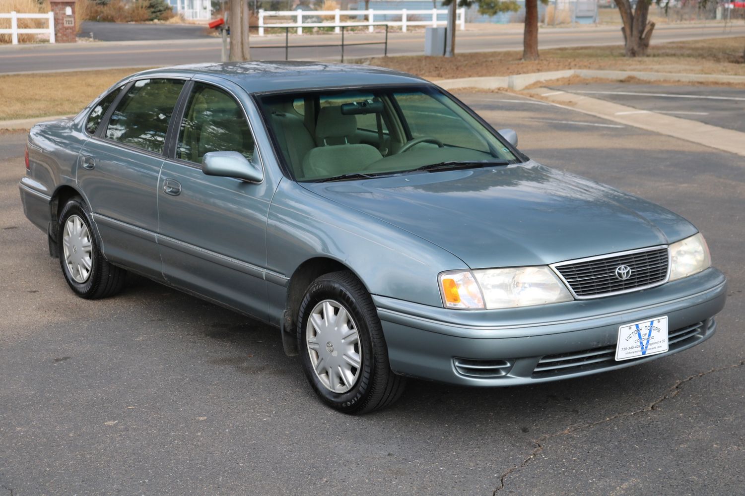 1999 Toyota Avalon XLS | Victory Motors of Colorado