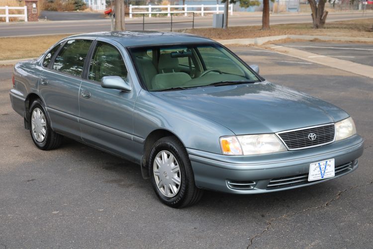 1999 Toyota Avalon XLS | Victory Motors of Colorado