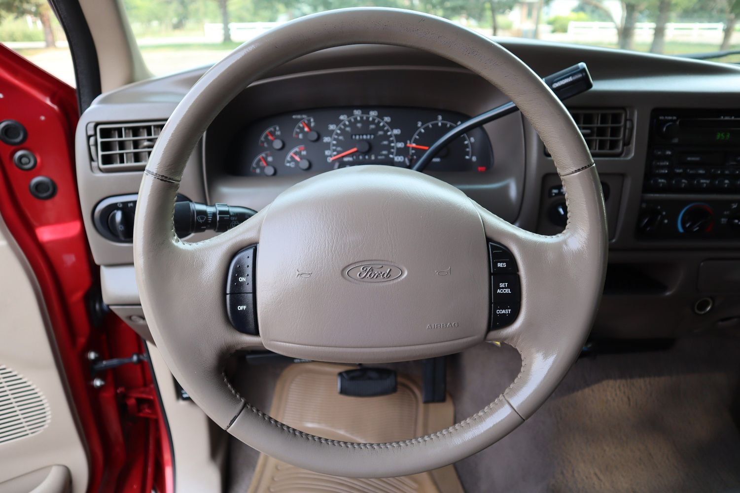 2000 Ford Excursion Limited | Victory Motors of Colorado