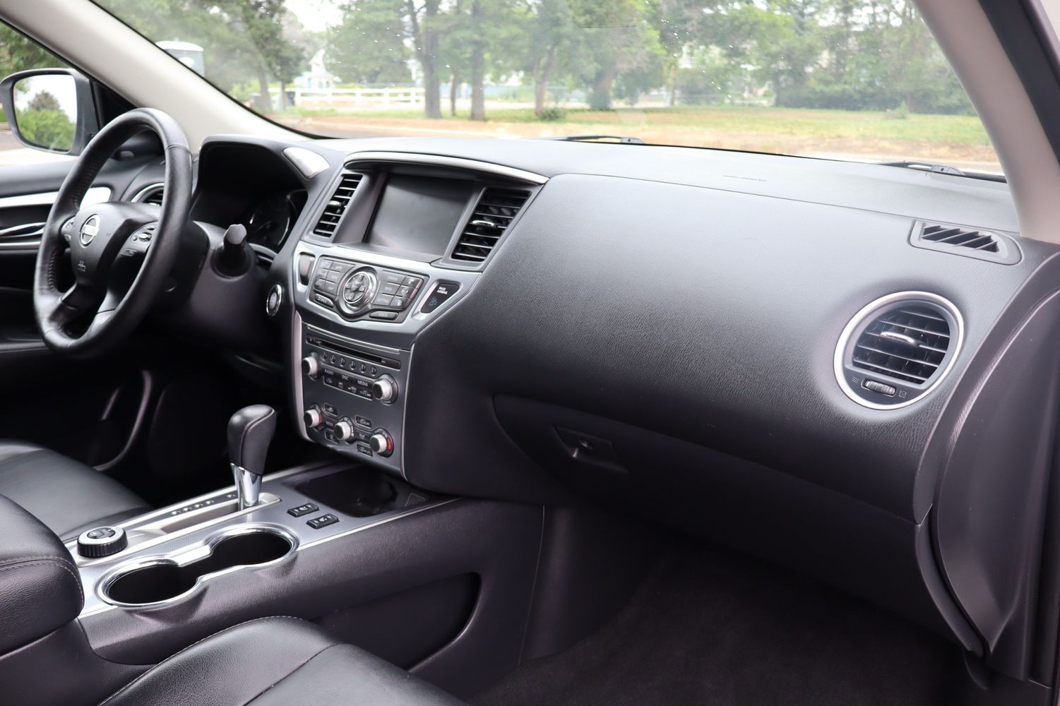2019 Nissan Pathfinder SL | Victory Motors of Colorado